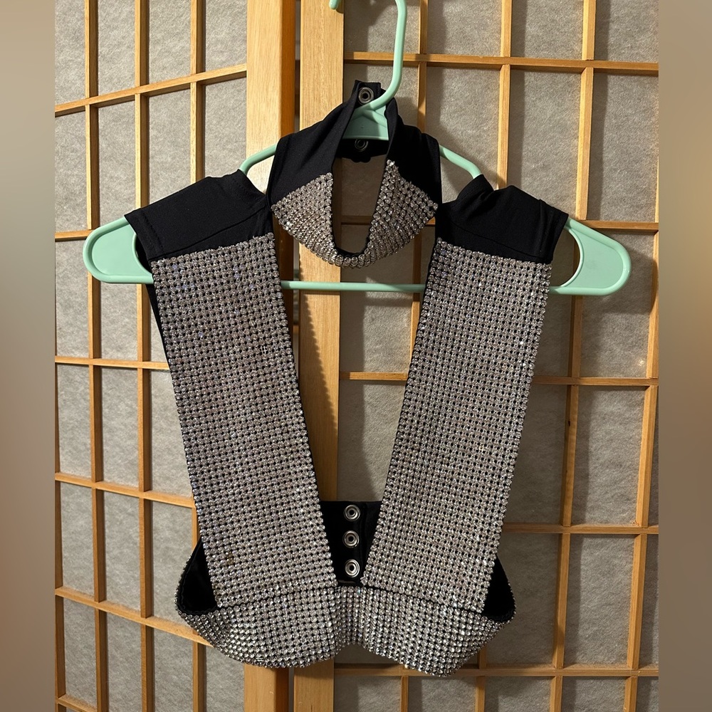 Geebin Flores Ri Ri Rhinestone Top (Medium) - Gem